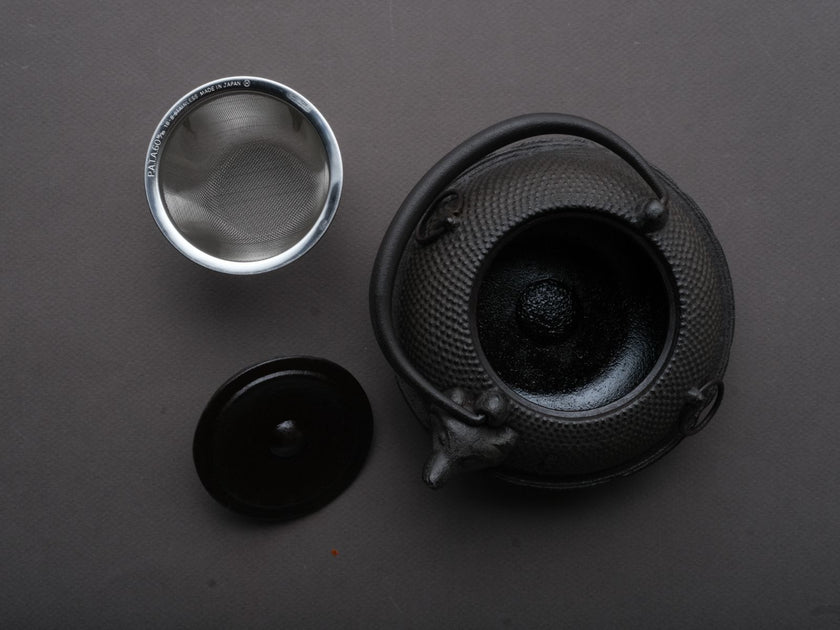 Komon - Yamagata Imono - Bunbuku (Teapot) – Strata