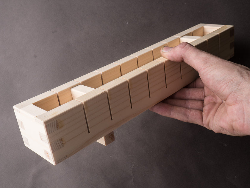 Komon - Hinoki Press Sushi Box - 10 Piece – Strata